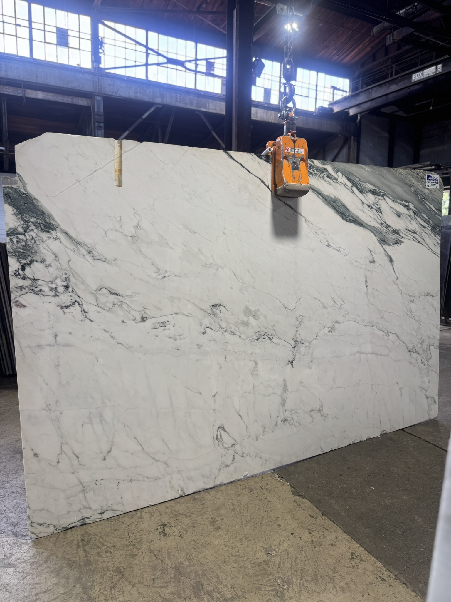 Calacatta Capri / Capraia – Everest Marble